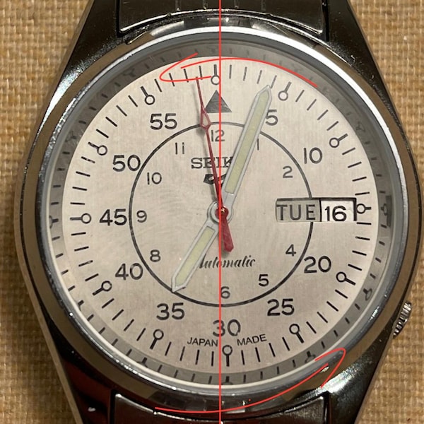 Genuine Vintage Ricoh R31 Automatic Japan Mens Day/date Oval Shape Blue ...