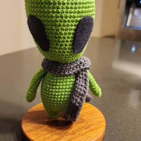 ALIEN Crochet Pattern - Etsy
