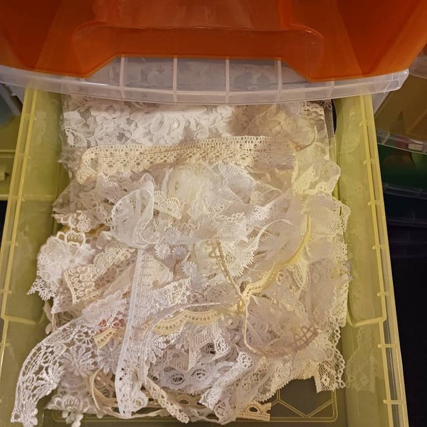 Pretty Lace Fabric Embellishments 30 Pieces Junk Journal / Craft Scrap ...