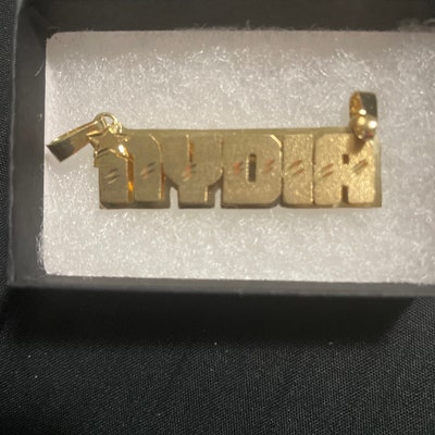 14K, 10K Solid Gold Name Pendant Diamond Cut Engraved personalized ...