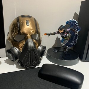 Apex Legends Caustic Mask Blackhearth Skin Apex Mask - Etsy