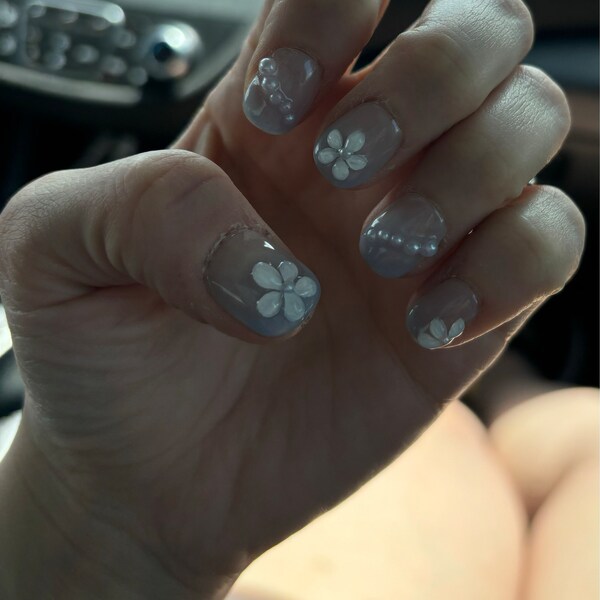 Elegant Ombré Light Blue Flower Press on Nails | Hand-painted Nails ...