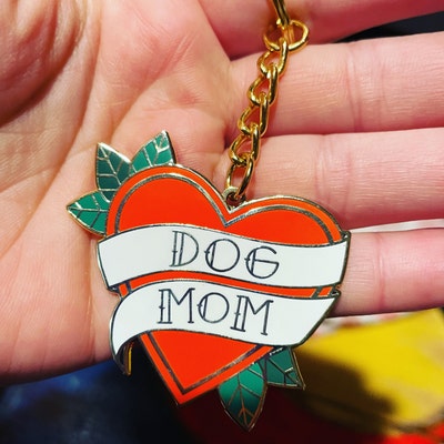 Miami Art Deco Building Enamel Pin - Etsy