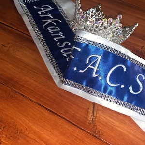 Custom Embroidered Sash/ Monotype Corsiva Font - Etsy