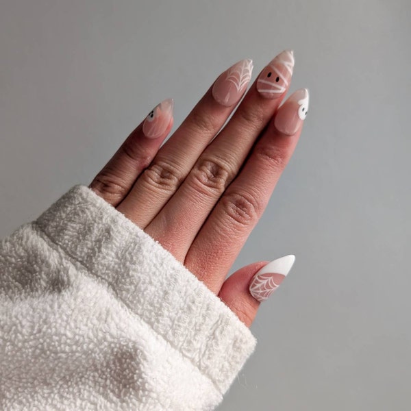 BIANCA | Halloween Ghost Nails | Spider Web Nails | Mummy Nails ...