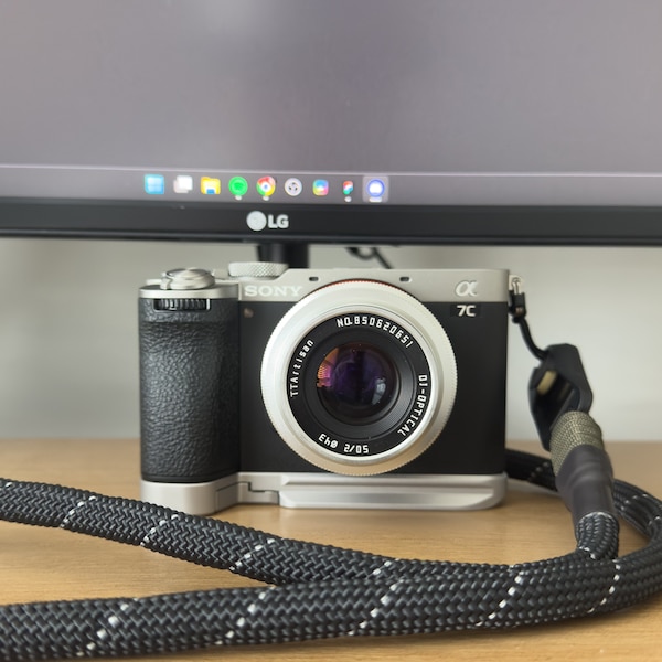 Black Camera Neck Strap With Optech Qd Mini Loop Attachments - Etsy