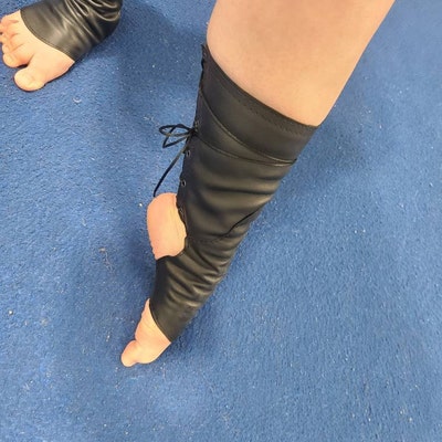 Guetre All in Leather, ON MEASURES, for Cirque Boots of the Trapeze ...