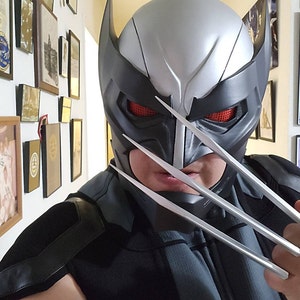 Wolverine Battle Armored Cowl Ver. 1 for Cosplay Yellow/blue - Etsy
