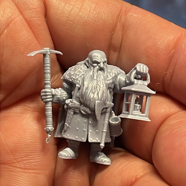 Elf Sorceress Miniature | Elven Sorceress Miniature | Heroic Character ...