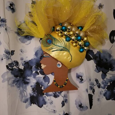 Golden Diva Canvas - Etsy