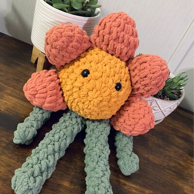 The ORIGINAL Groovy Flower Crochet Pattern / Low Sew Crochet - Etsy