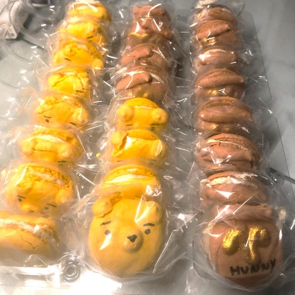 12 Pistachio French Macarons - Etsy