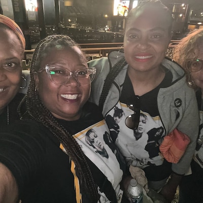 Living Single 90s TV Show Tee Popular Retro UNISEX Living Single T ...