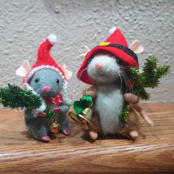 Felted Christmas Mouse With Natural Wool Needles - Etsy