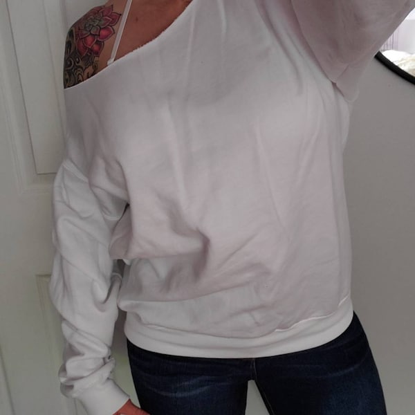 Vikings Sweatshirt Off-shoulder Raw Edge / CHOOSE YOUR COLORS / Mascot ...