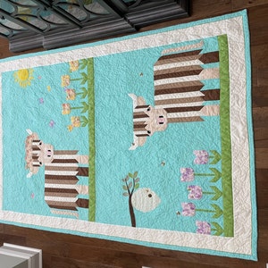 QUILT PATTERN Cat Scratch Quilt Pattern by Art East Quilting Co ...