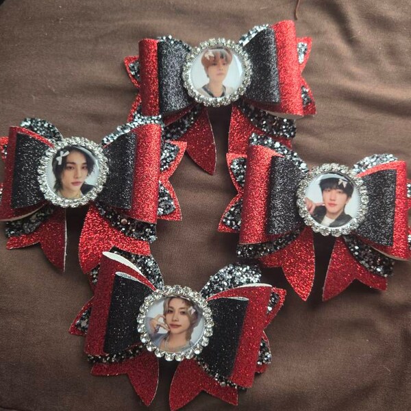 STRAY KIDS SKZOO Bang Chan, Lee Know, Changbin, Hyunjin, Han, Felix ...