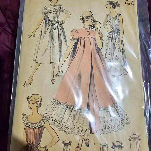 Simplicity 5201 Pattern UNCUT Daisy Kingdom Crafts Womans Back Wrap ...