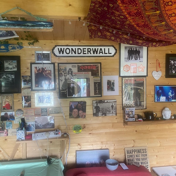 Oasis Inspired Wonderwall Old Fashioned Faux Cast Iron Customisable ...