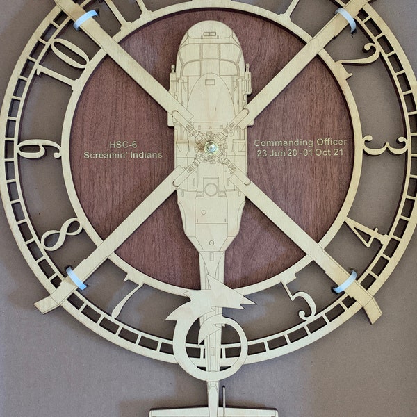 UH-60 Black Hawk Helicopter Wood Wall Clock / Aviation Gifts / Military ...