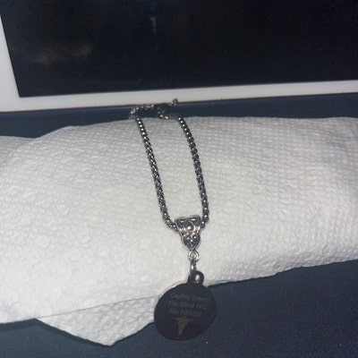 12 Gauge Shotgun Shell Bolo Tie With Cream Cord - Etsy