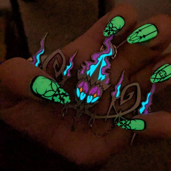 Wraith Glow in the Dark Ghost Horror Pin - Etsy