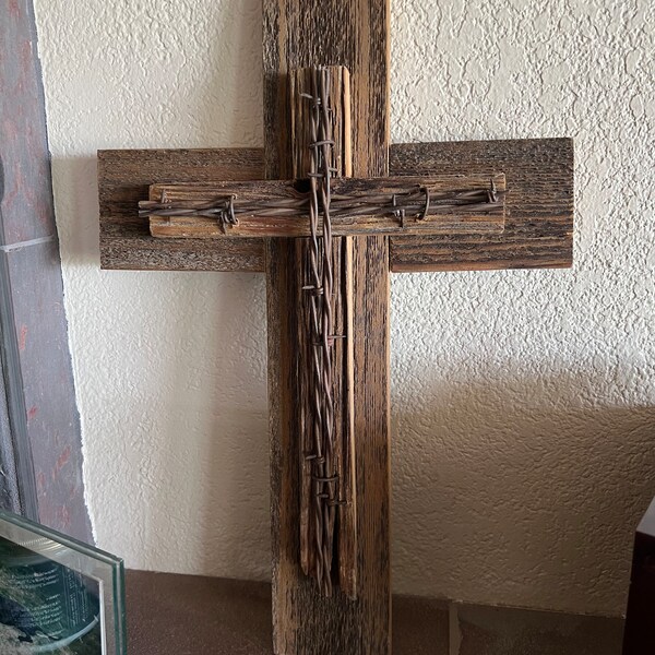Small Barbed Wire Rustic Cedar Wood Wall Cross Decor Barbed Wire Cross ...