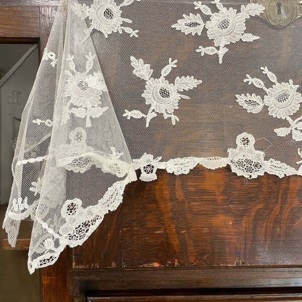 A Long Antique Black Lace Stole/shawl. Damaged. - Etsy