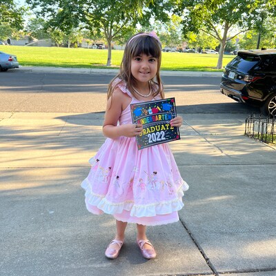 Kindergarten Graduation Sign Printable Last Day of Kindergarten Sign ...