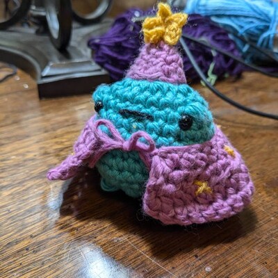Wizard Frog Crochet Pattern / Magic Frog Crochet / US PDF Pattern ...