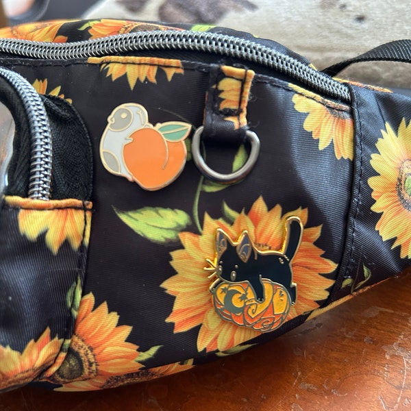 Pumpkin Cat (castor) - Hard Enamel Pin | Gold Plated | Cute Gift | Pin ...