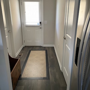 Early American Floorcloth Area Rug. Primitive Floor Cloth. May House ...