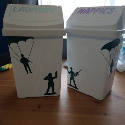 Set of 22 Toy Army Men Wall Vinyl Decal Stickers Kids Army Soldiers ...
