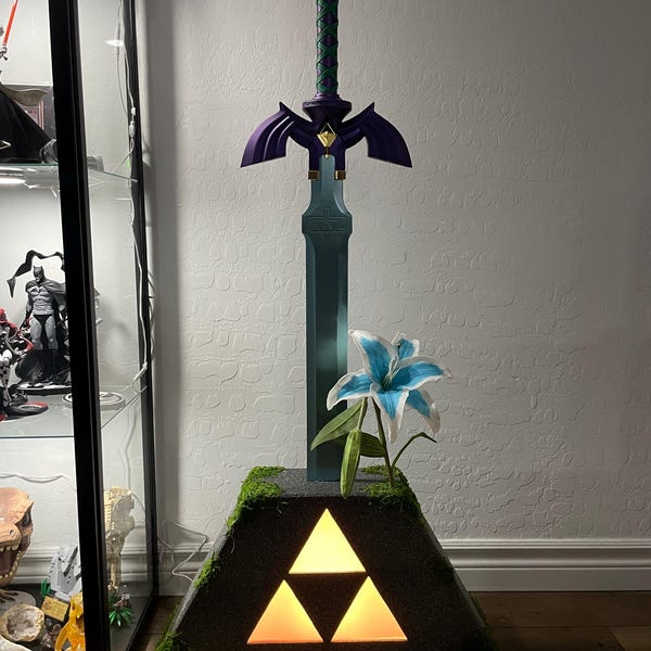 Legend of Zelda Hyrule Flag, Hyrule Castle Flag, Hylian Flag MASSIVE ...