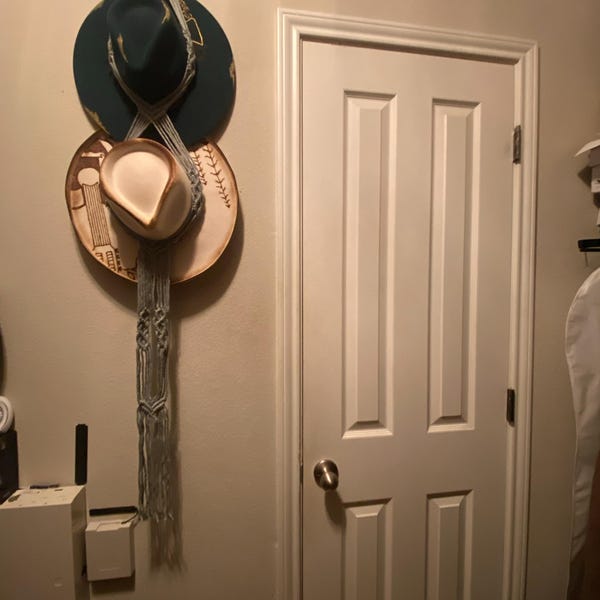 Boho Macrame Hat Hanger, Farmhouse Hat Display, Cowboy Hat Rack ...