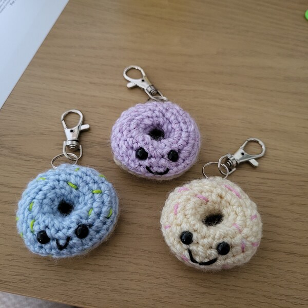 CROCHET PATTERN: Donut Keychain, Amigurumi Downloadable Beginner ...