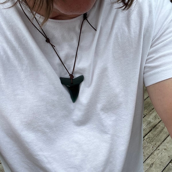 Small - Freestyle Shark Tooth Series - Sharks - Teeth - Fossil - Ocean ...
