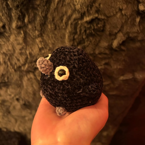 Handmade Pigeon Plushie | Small Crochet Toy | Ideal Gift for Bird ...