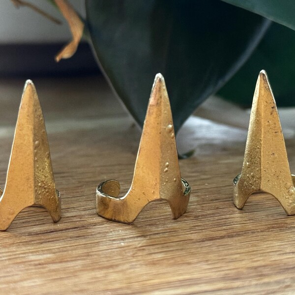 Heart Medieval Ring, Gothic Cathedral Ring, Arched Window Ring, Gothic ...