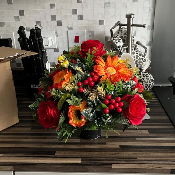 Round Grave Flowers Funeral Tributes, Artificial Grave Flowers, Silk ...