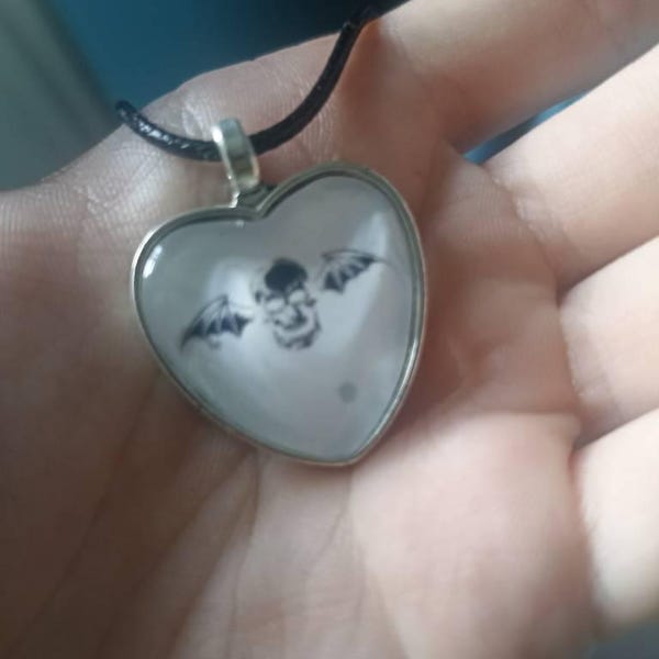 Maneskin Heart Pendant Necklace Gift - Etsy