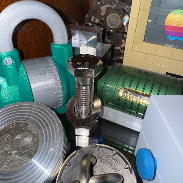 Hanayama Cast Shift Gold Metal Brain Teaser Puzzle, Huzzle 40th ...