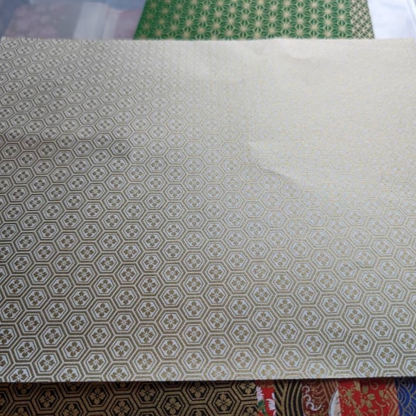 Origami Paper, Chiyogami Paper, Yuzen Paper, Washi Paper. Gold Waves on ...