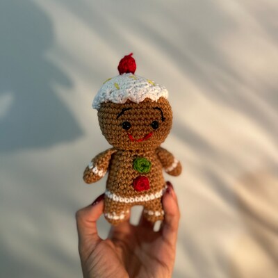 Crochet Gingerbread Man Amigurumi Pattern Gingerbread Man Christmas ...