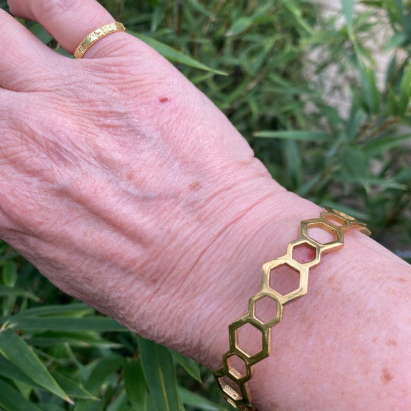 14k Gold Filled Bangle, Gold Bangle Bracelet, Gold Stackable Bangle ...