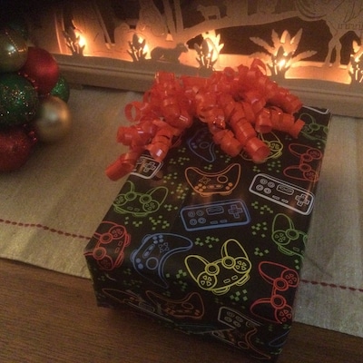 Gamer Gift Wrap Wrapping Paper for Boys, Video Game Gifts for Him, Gift ...