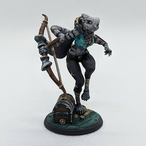 Female Tabaxi Miniature Twin Goddess Miniatures Tabletop RPG Miniature ...