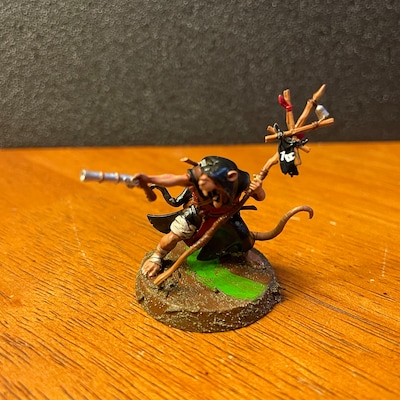 Runa Dwarven Beauty Pinup 32mm 28mm 75mm Fantasy - Etsy