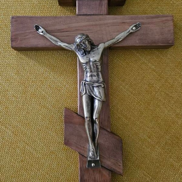 Orthodox Home Prayer Altar With Cross and Candle, Catholic Prayer Altar ...