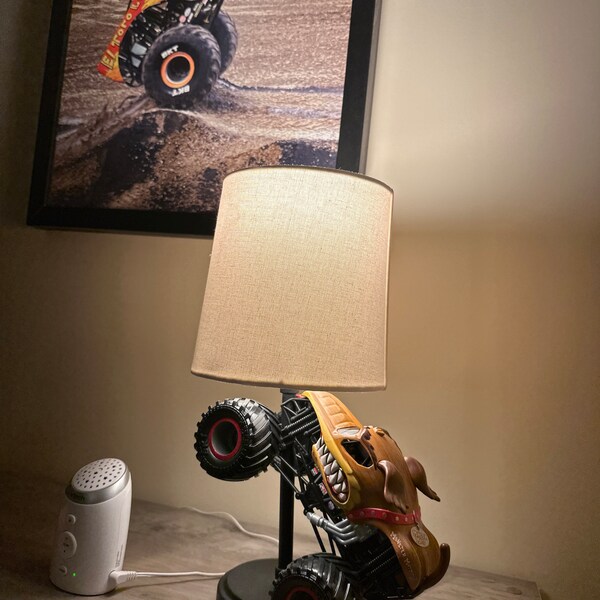 Hot Weiler and Spider, Monster Truck Lamp, Bedroom Lighting Fixtures ...